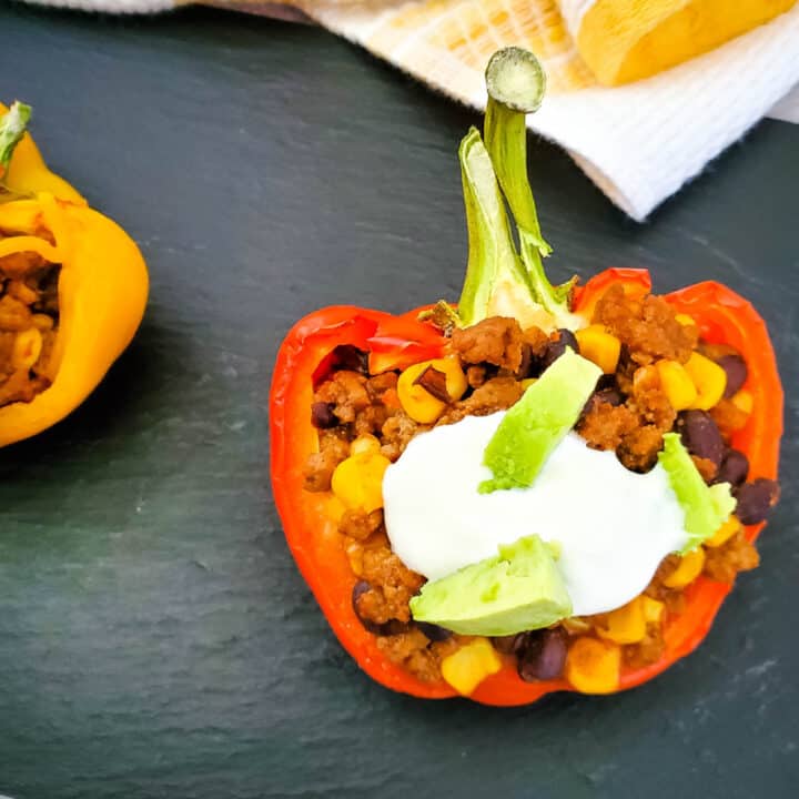 Cheesy Taco Stuffed Bell Peppers: Easy Tex Mex Recipe